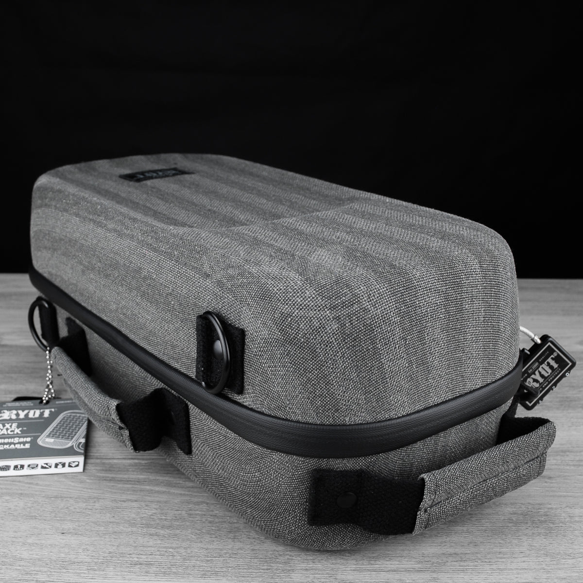 Ryot 35cm Axe Pack W/ SmellSafe Technology – High Tech Vaporizers